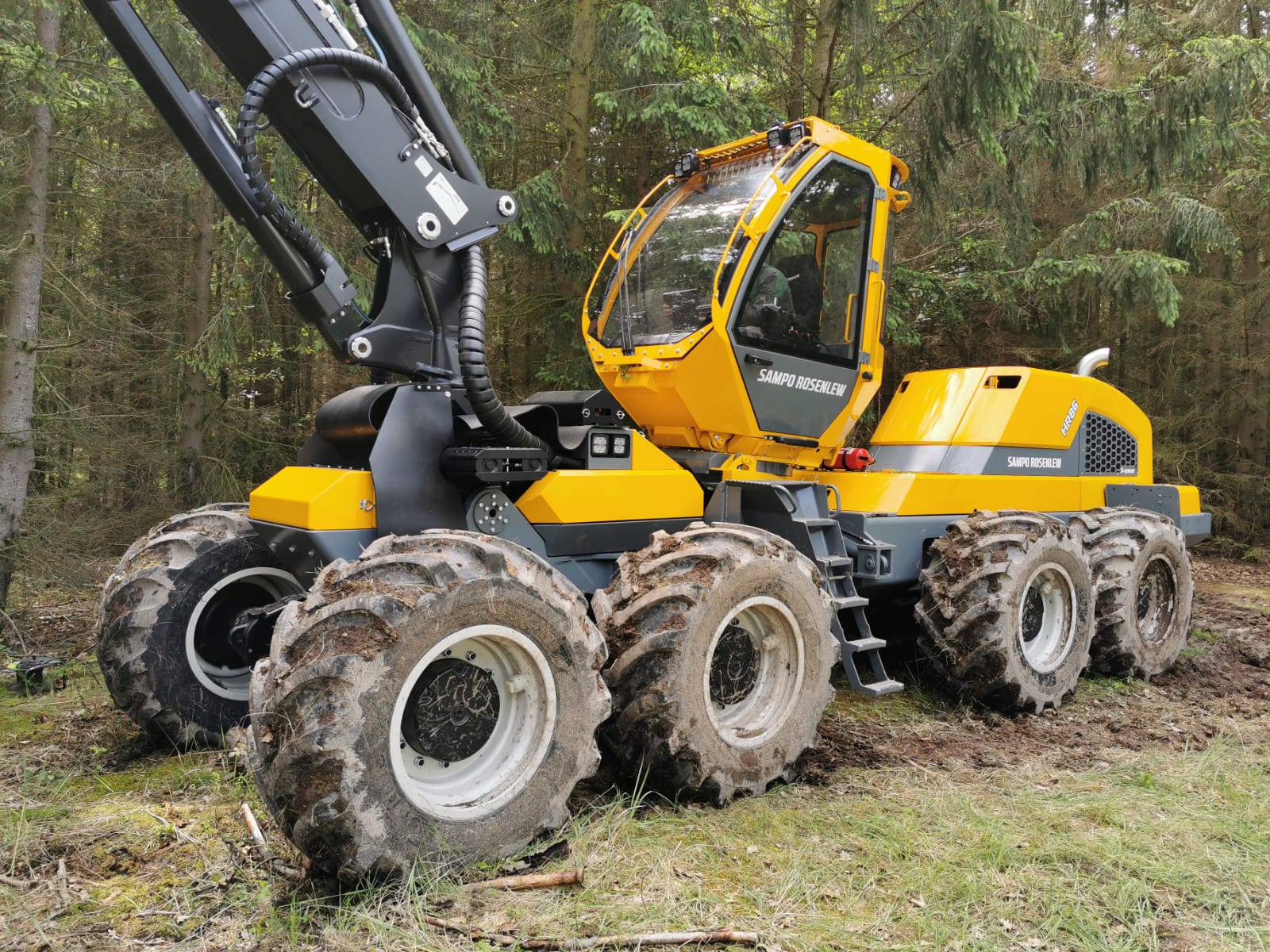 All-Round Harvester - Sampo Rosenlew HR86 - Oakleaf Forestry